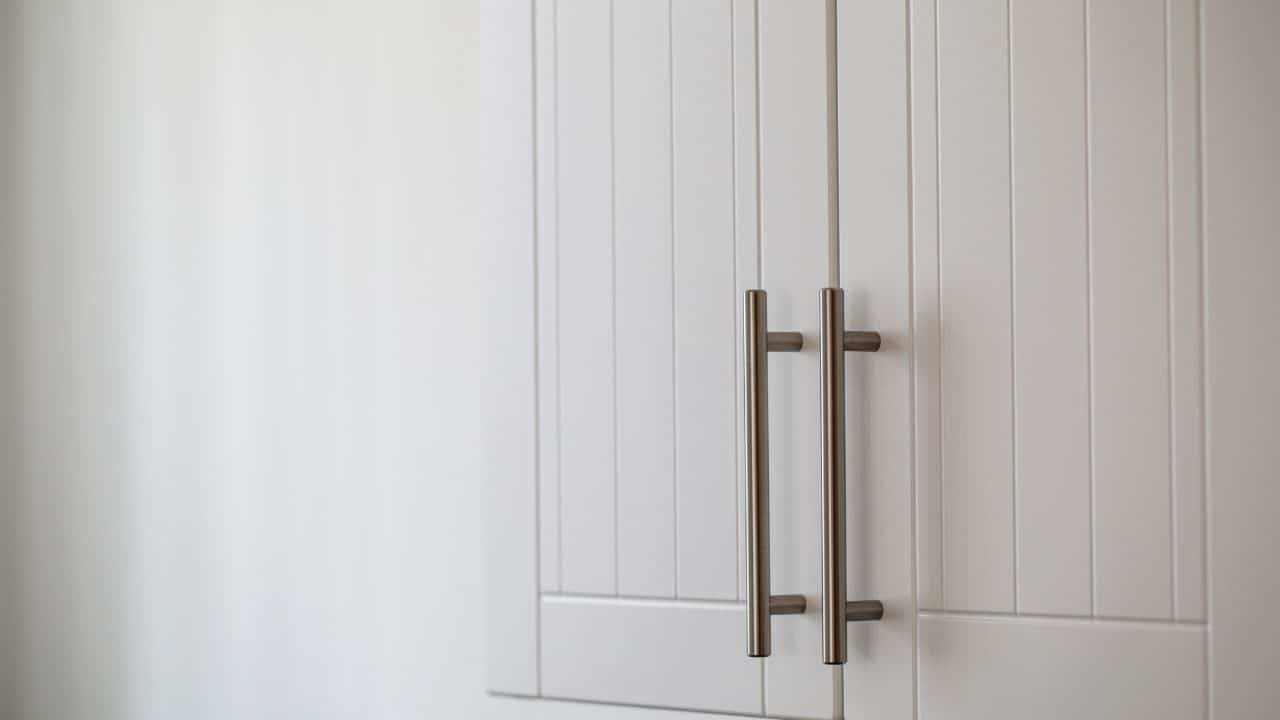 Kitchen Cabinet Door Replacement & Repair Service Singapore