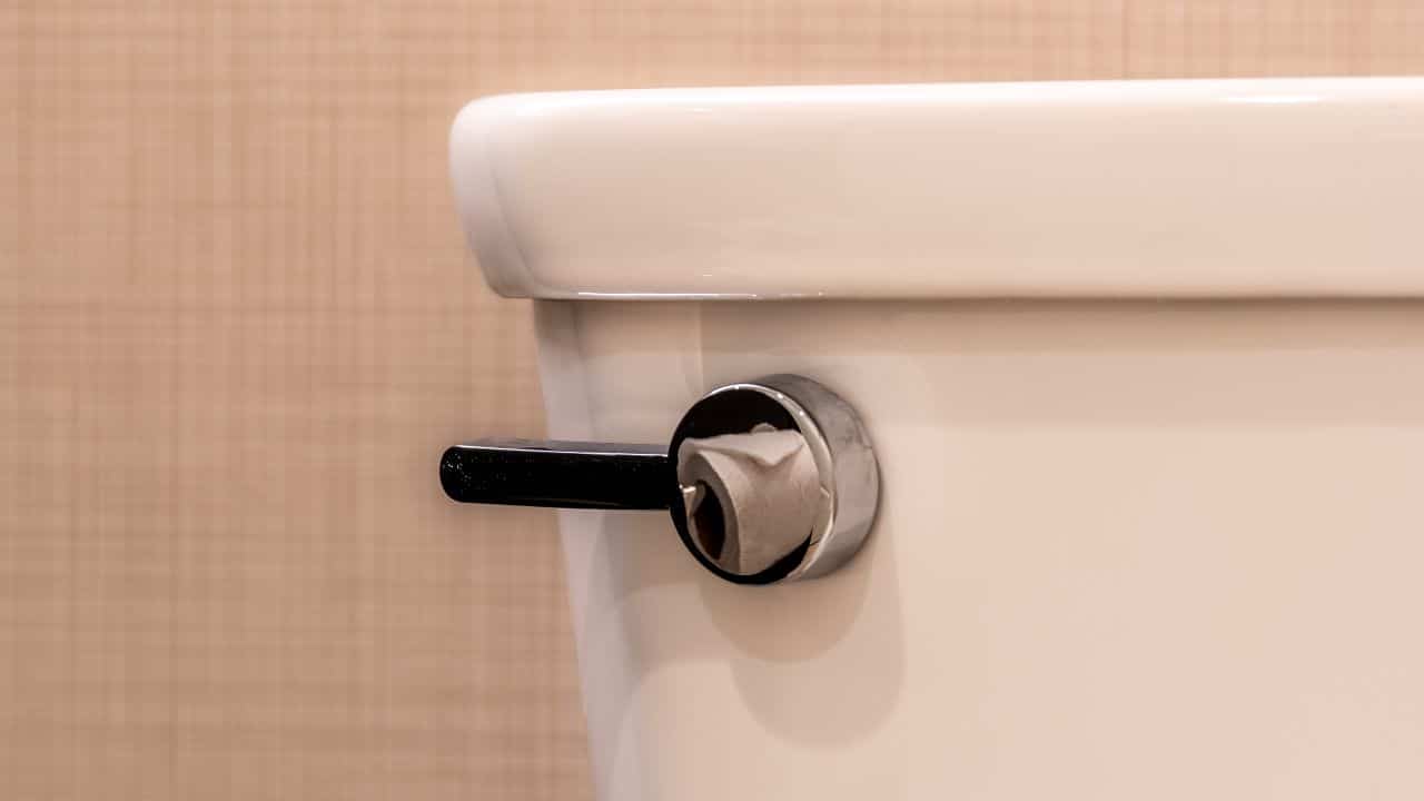 Toilet Flush System Replacement Singapore | Pro Handyman Expert Services